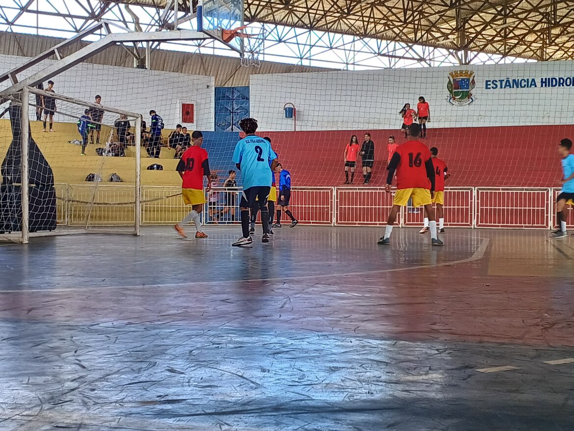 Poá começa a sediar os Jogos Escolares do Estado de São Paulo ...